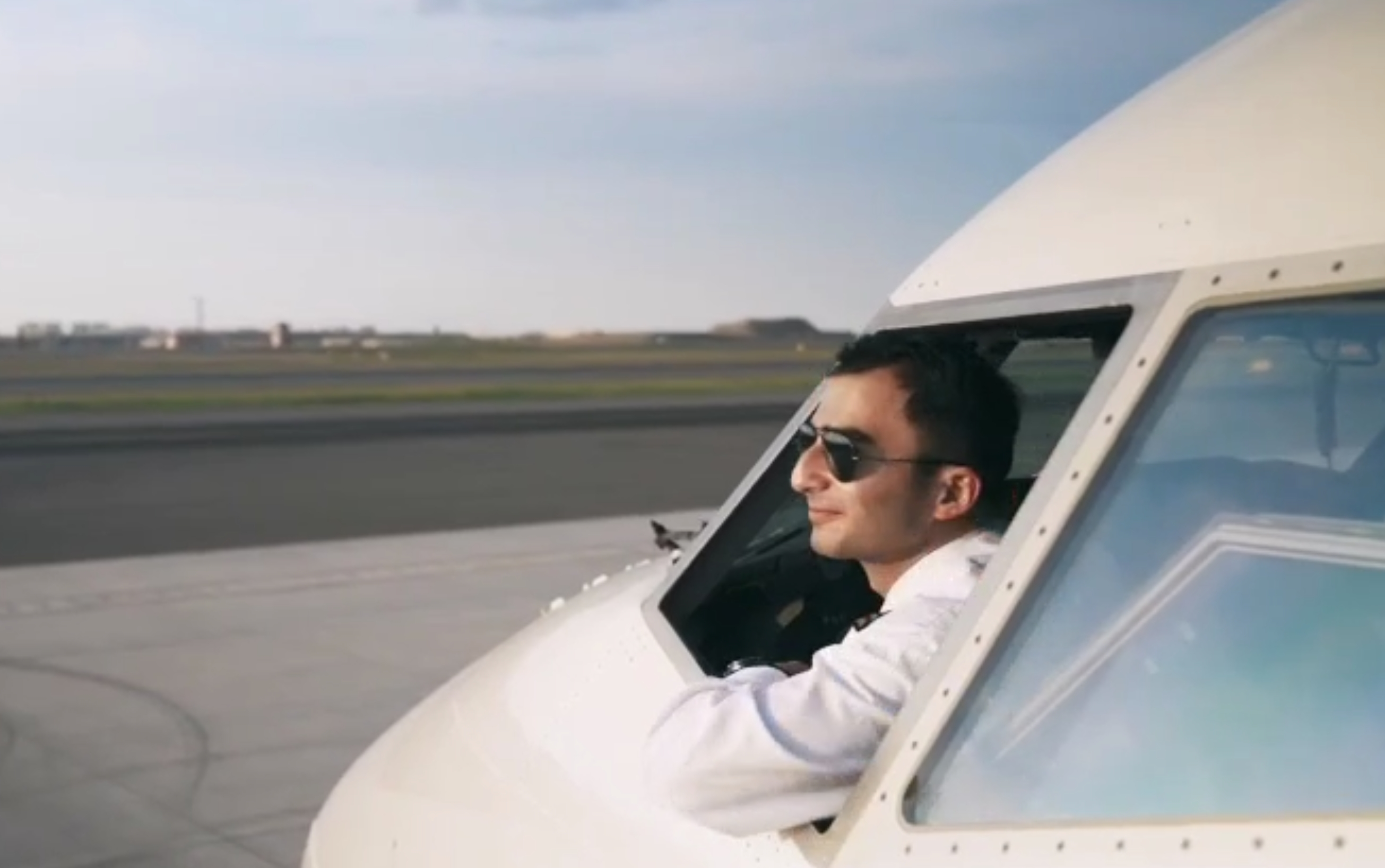 Flying high: Captain Abu soars towards bigger dreams-China Story